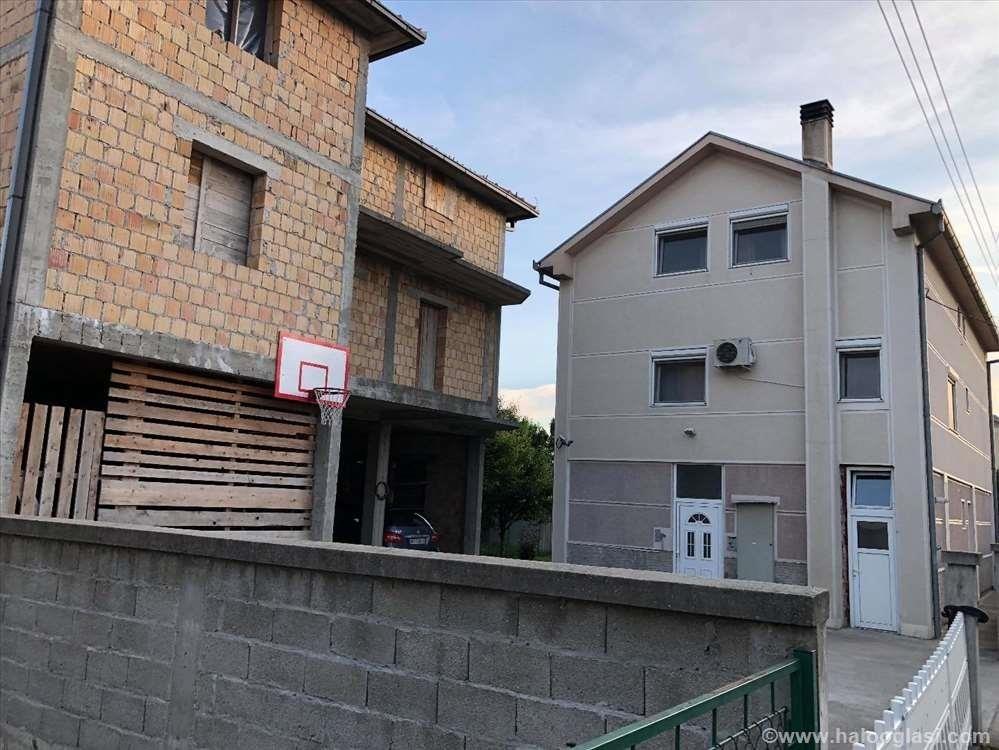 Dve kuce Altina | Beograd