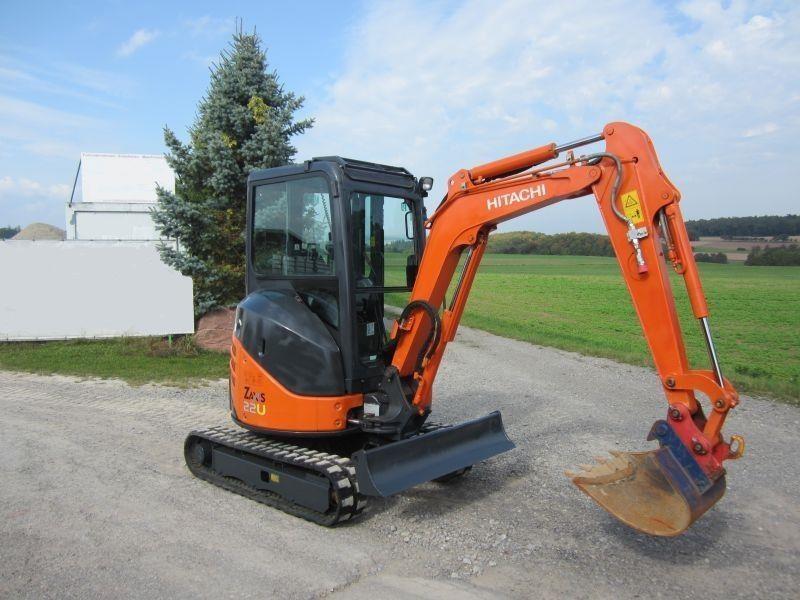 Mini bager HITACHI ZX 22U-2 | Niš